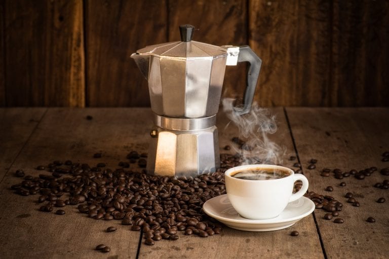 Cómo funciona la cafetera italiana - Apasionados por el Café